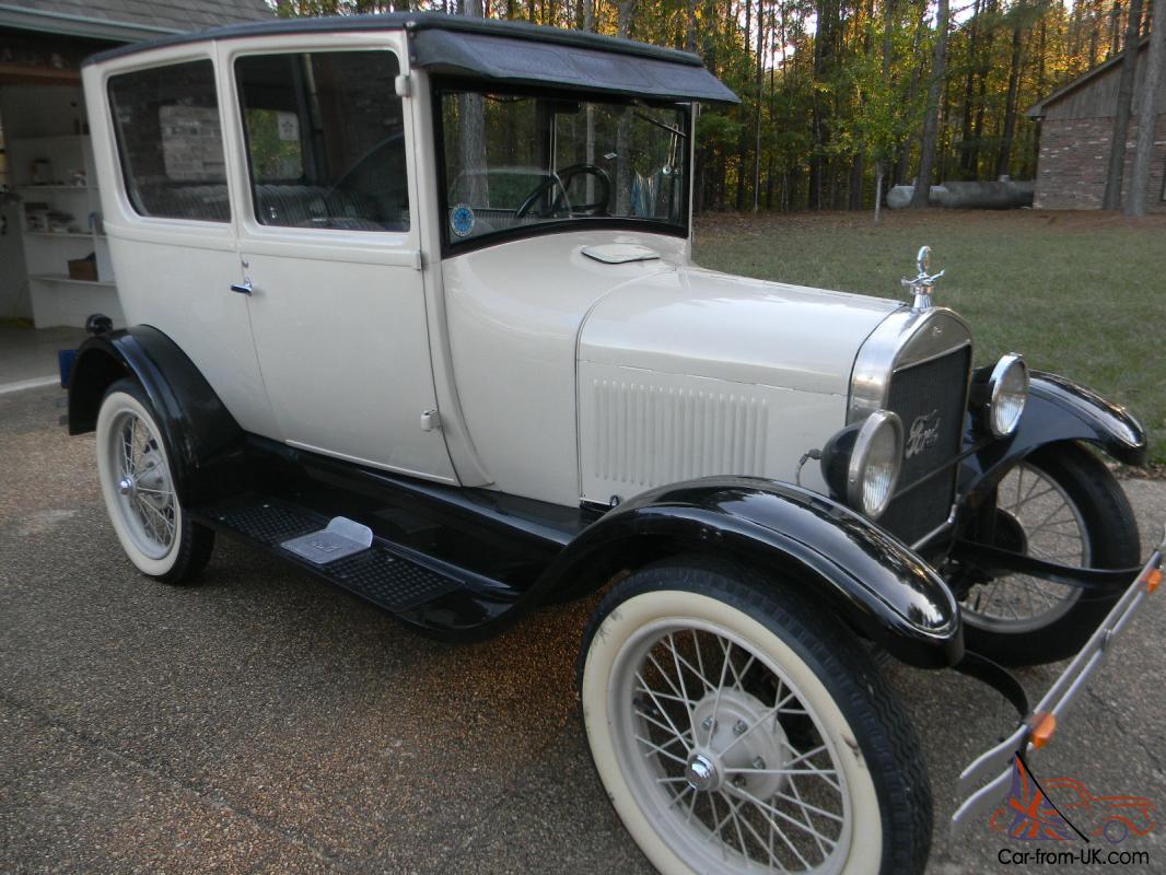 1927 Ford Model T Tudor 2 Door Sedan With Ruckstell Rear End